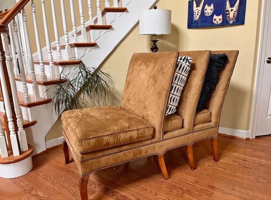This odd chair | Awful Taste, But Great Execution | Know Your Meme