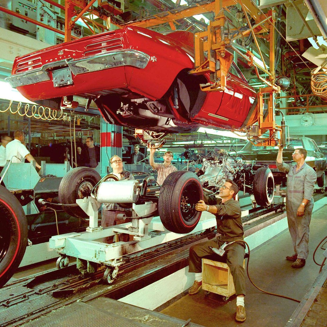 A Pontiac factory, 1969 | History / Nostalgia | Know Your Meme